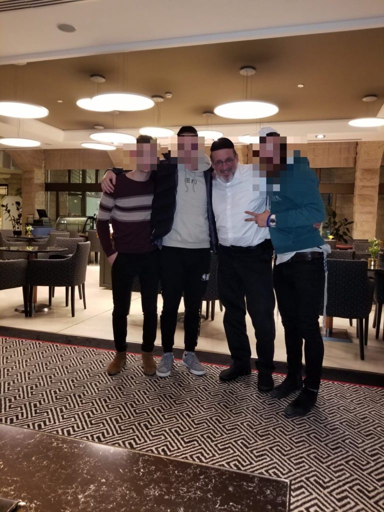 AOKIDS – HOME AWAY FROM HOME